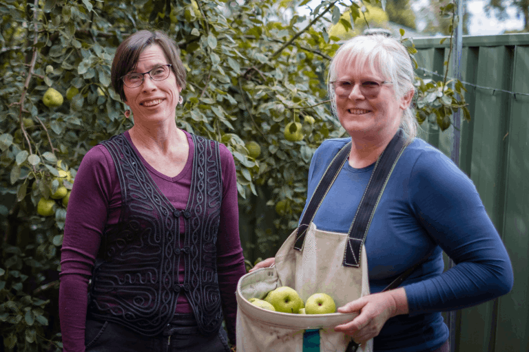 Locals spread love through feel-good fruit | Sustainability Victoria