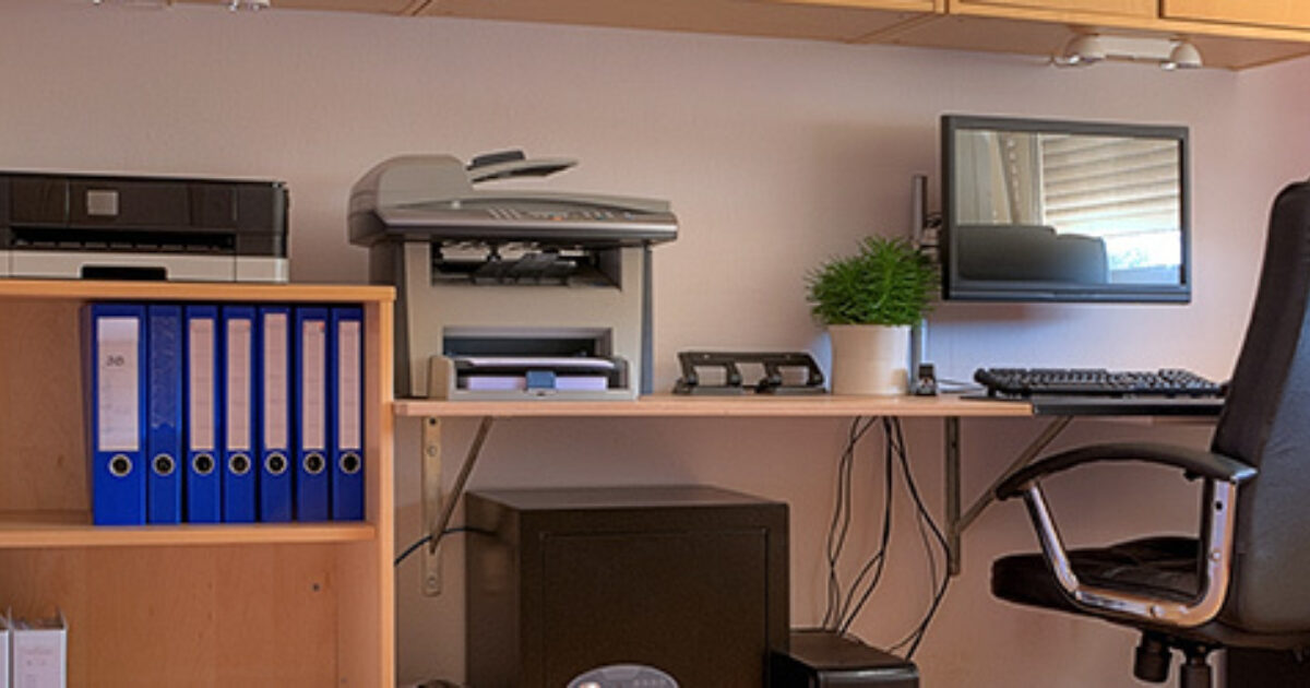 Reduce computer running costs at home | Sustainability Victoria